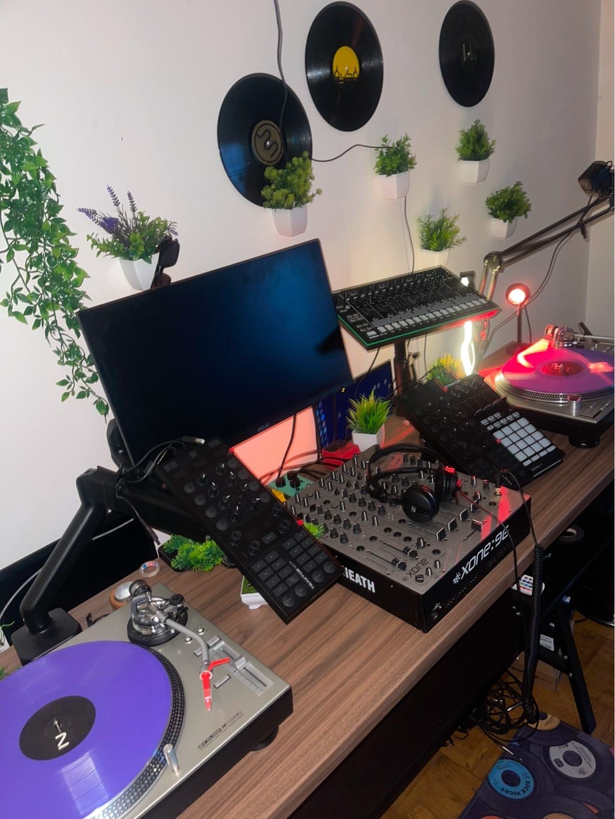 DJ Oprema - Xone 96 - Reloop Gramofoni - X1 MK3 x2