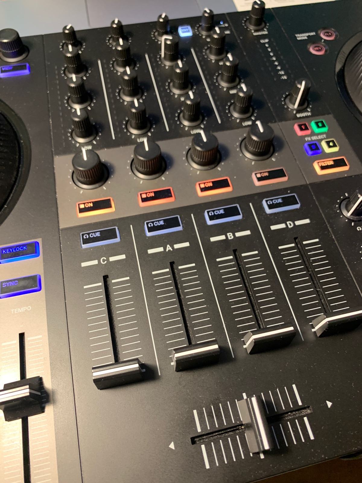 Native Instruments DJ Controller Traktor S3