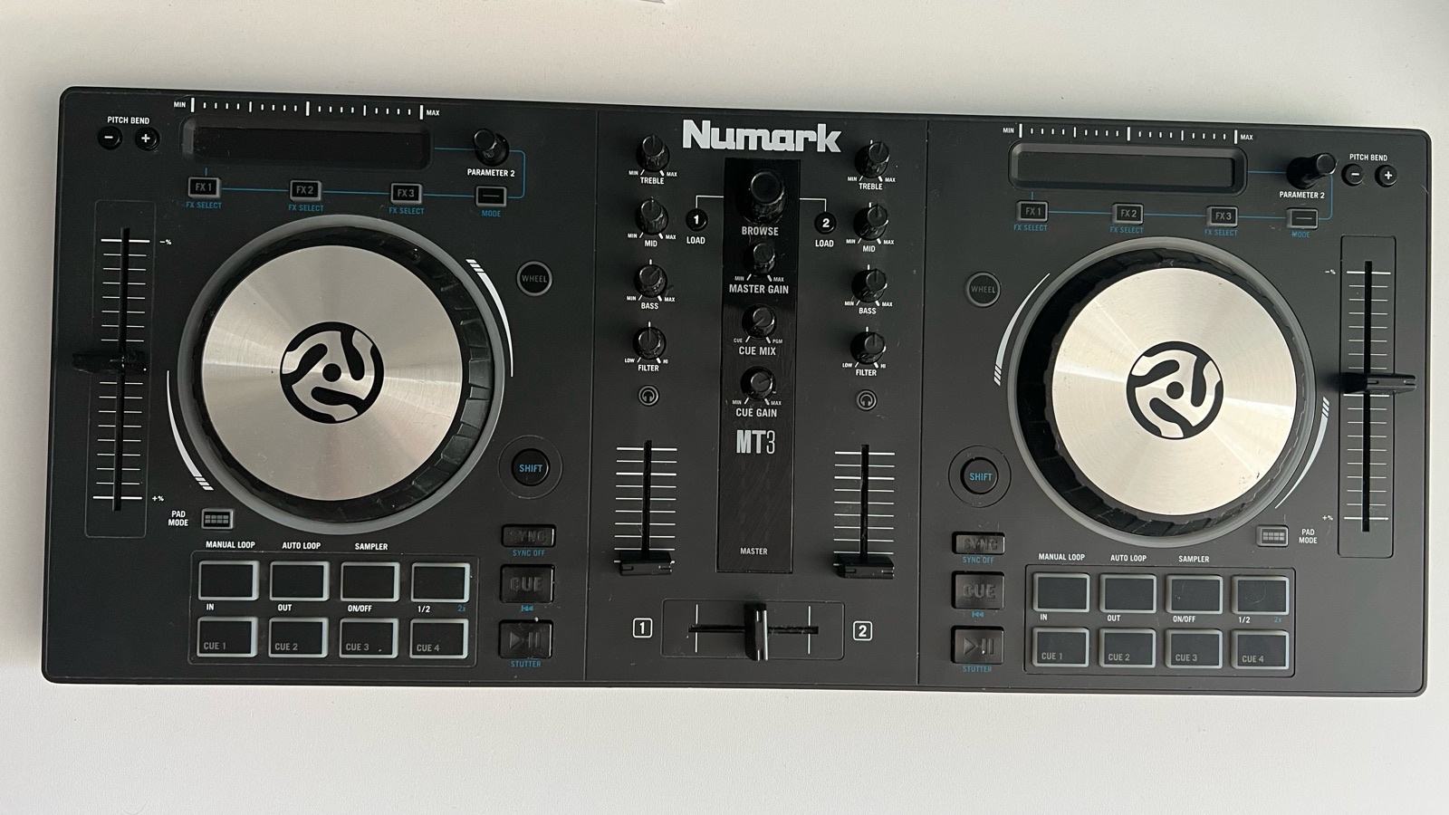 Numark MT3 kontroler + Zvučna kartica