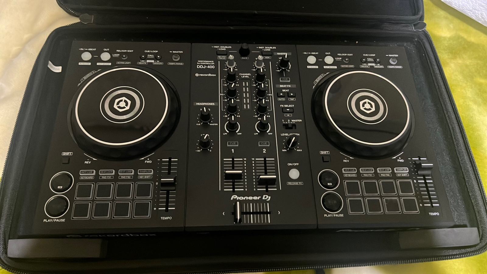 Pioneer DDJ 400 CONTROLLER