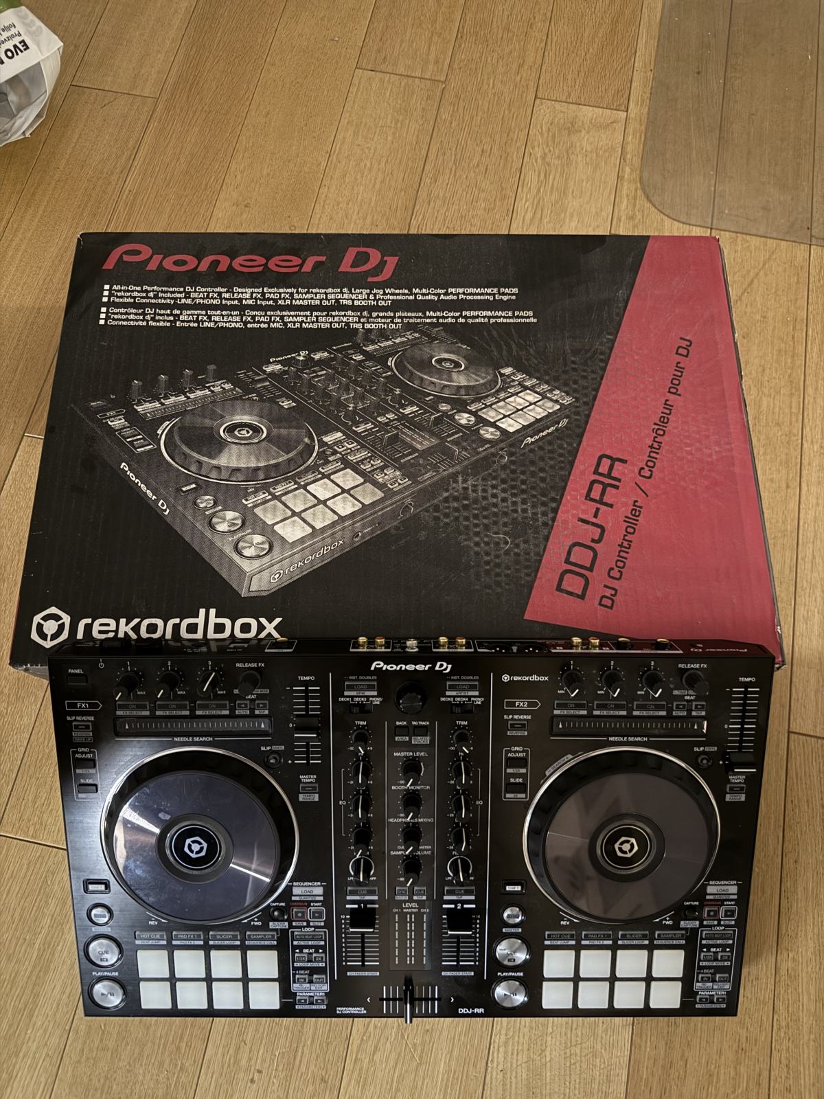 Pioneer DDJ-RR DJ kontroler