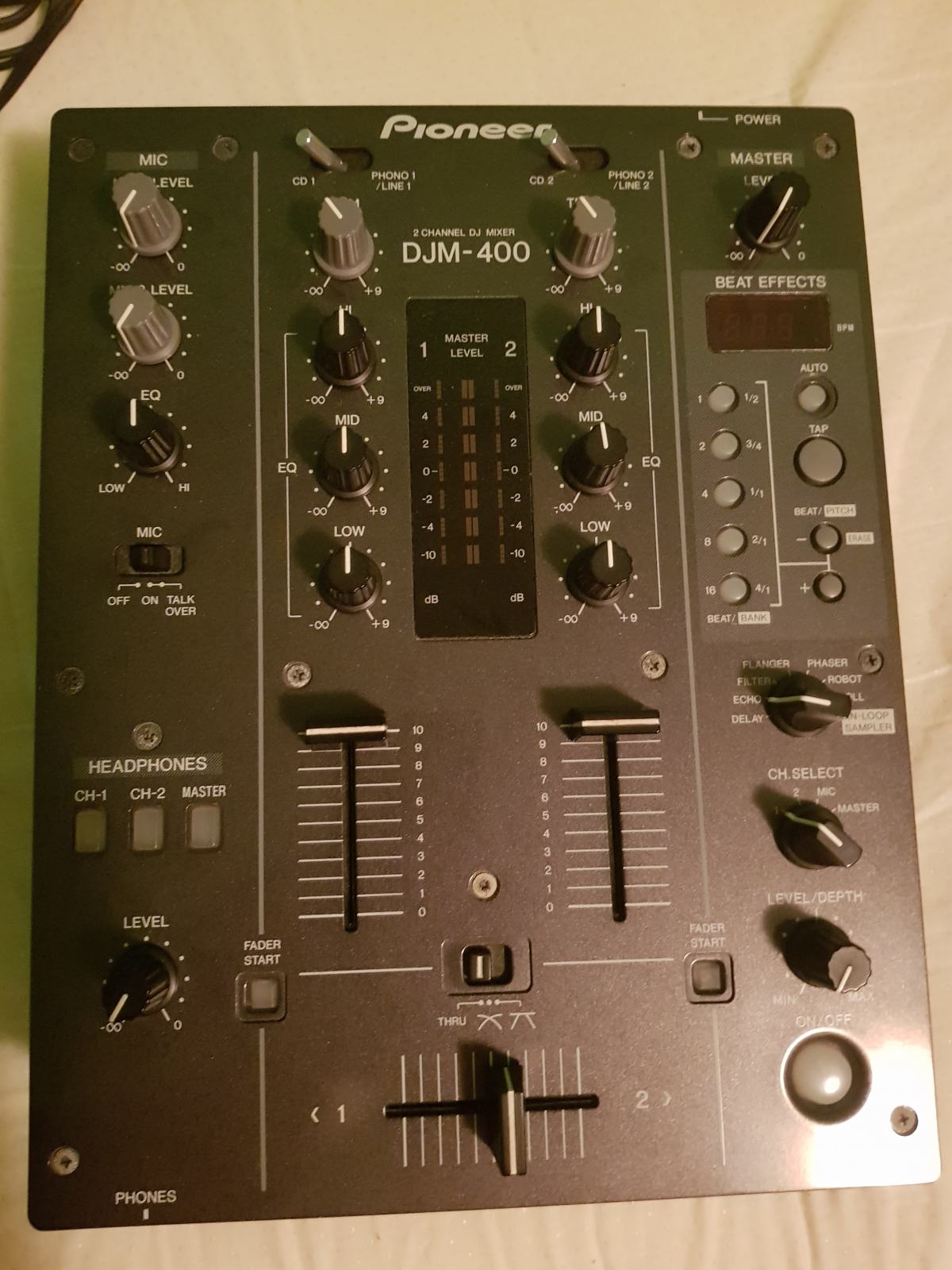 PIONEER DJM 400 MIXER + NATIVE INSTRUMENTS AUDIO 4 DJ - ZADNJA CIJENA!