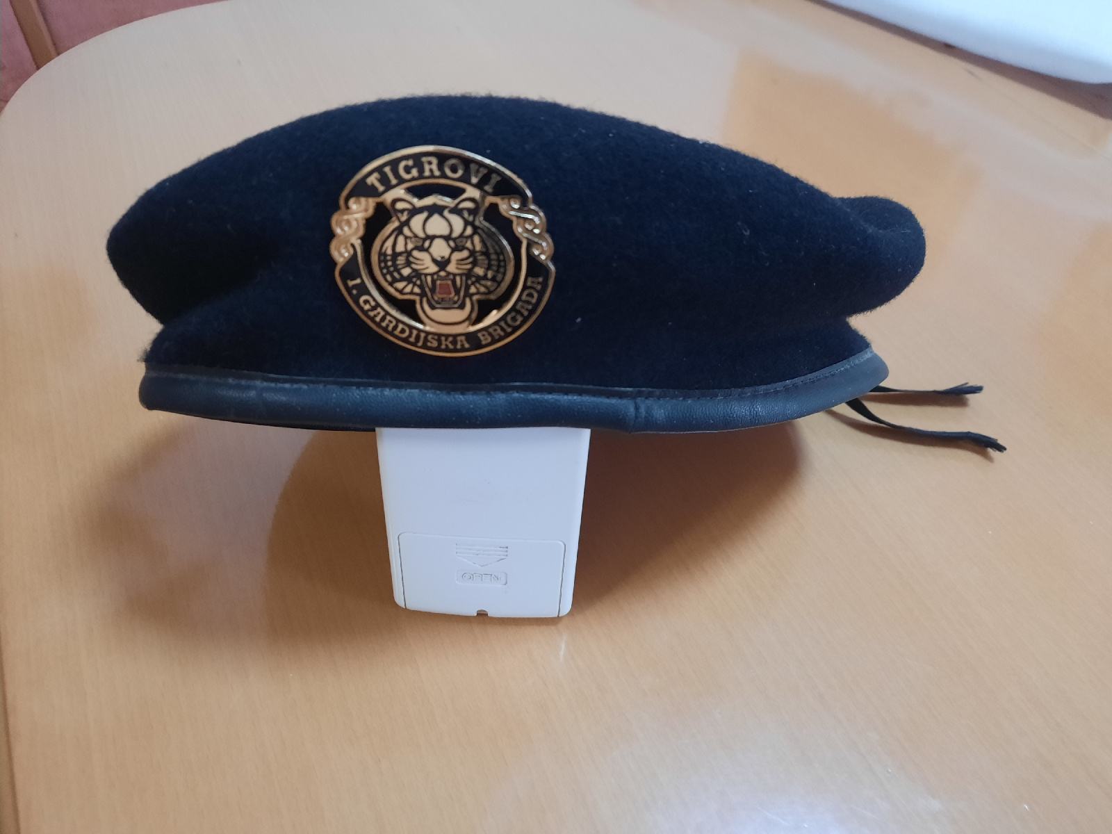 Bertka tigrovi s grbom