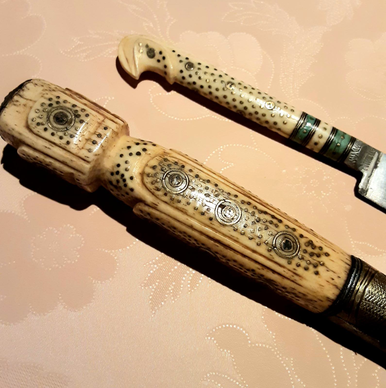 DVA BOSANSKA NOŽA.19.STOLJEĆE