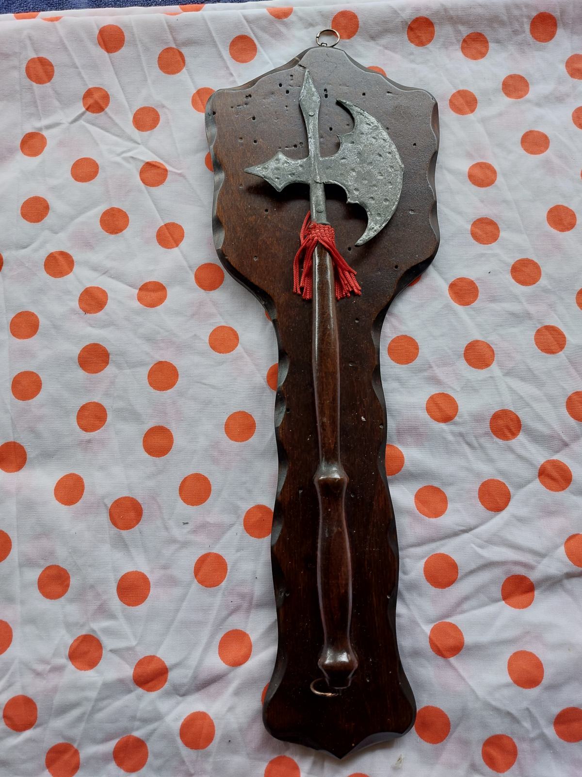 HELEBARDA na displeju