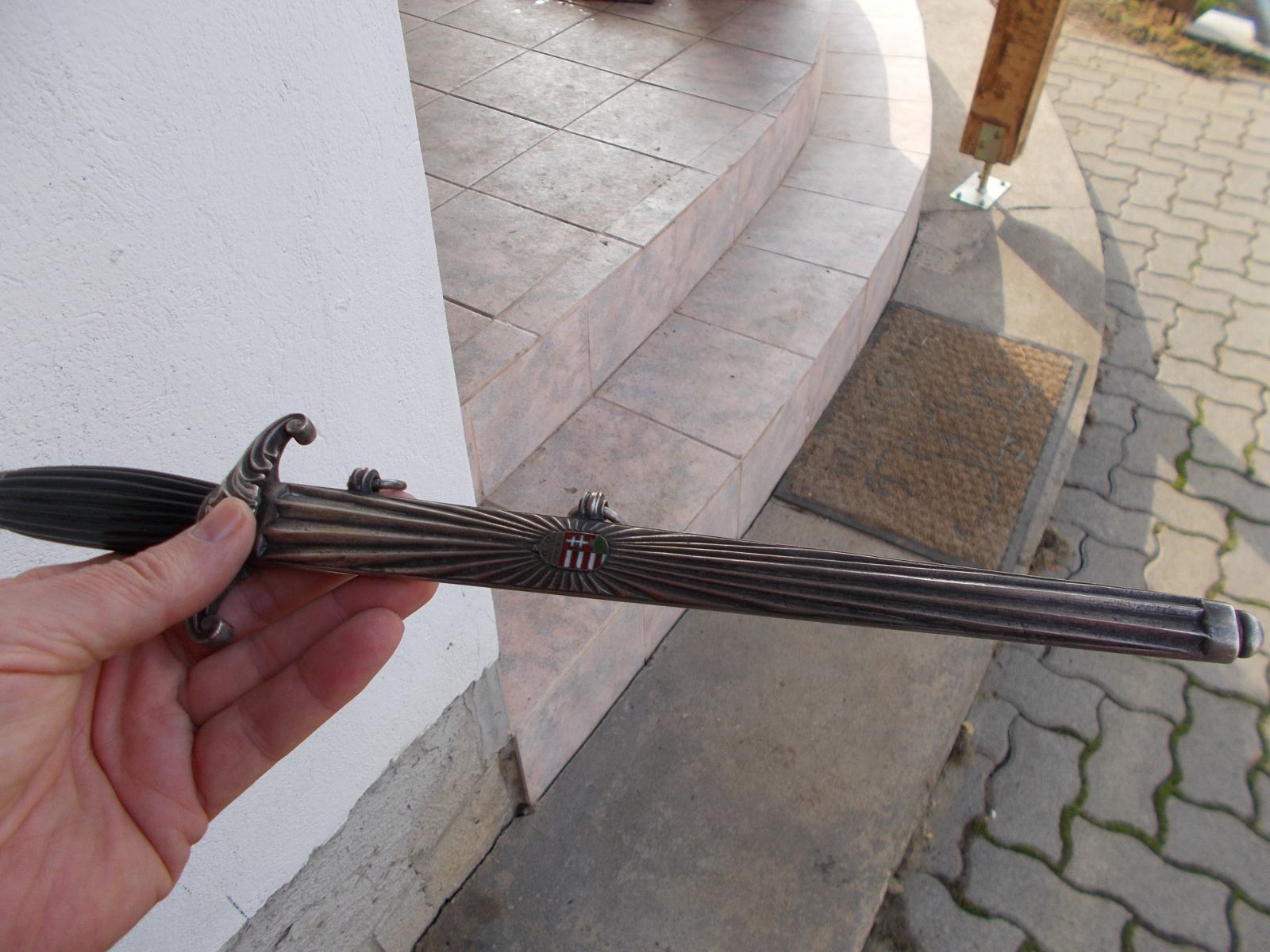 Madjarski stari bodez iz vremena Hortija