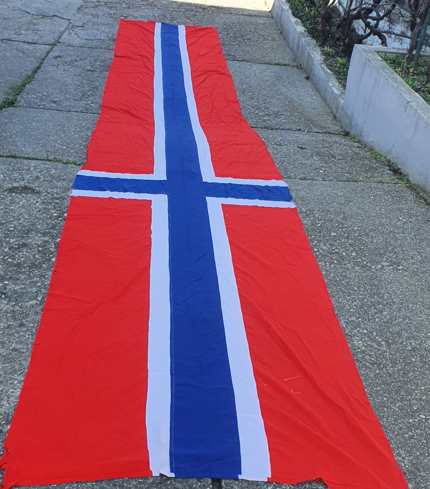 Norveška šivana zastava 8 metara puta 130 cm