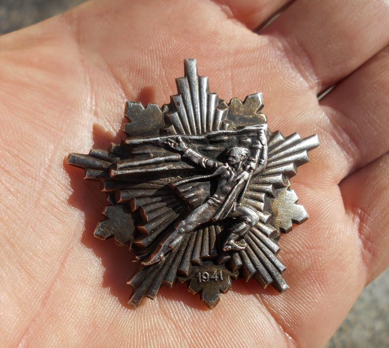 PARTIZANSKA SPOMENICA