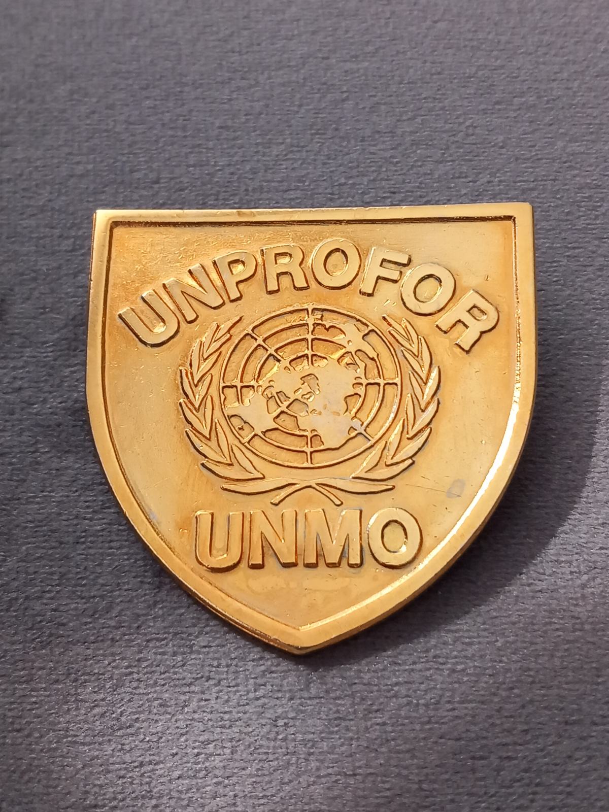 Prsna oznaka UNPROFOR UNMO