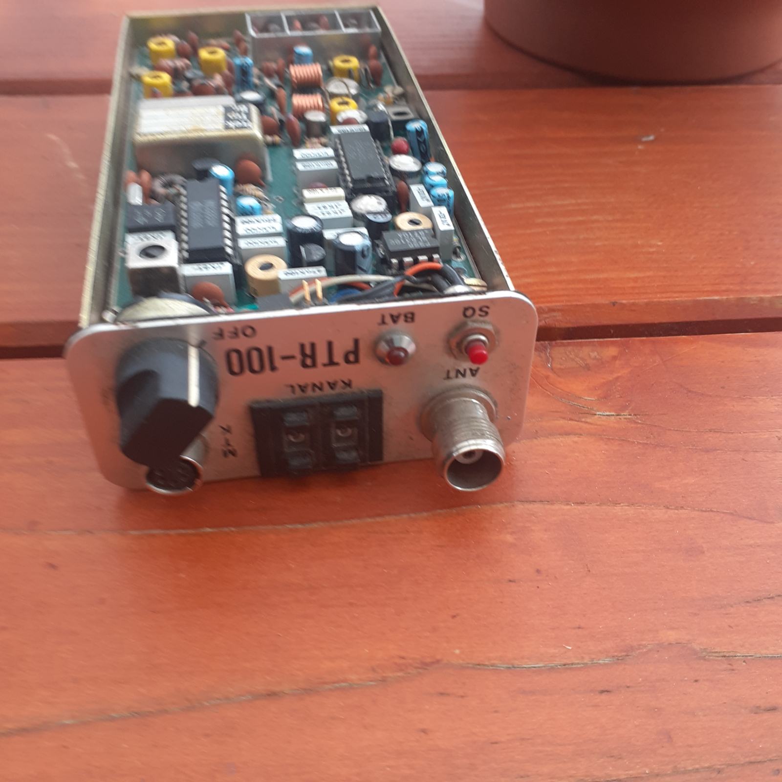 Radio stanica Iskra PTR-100