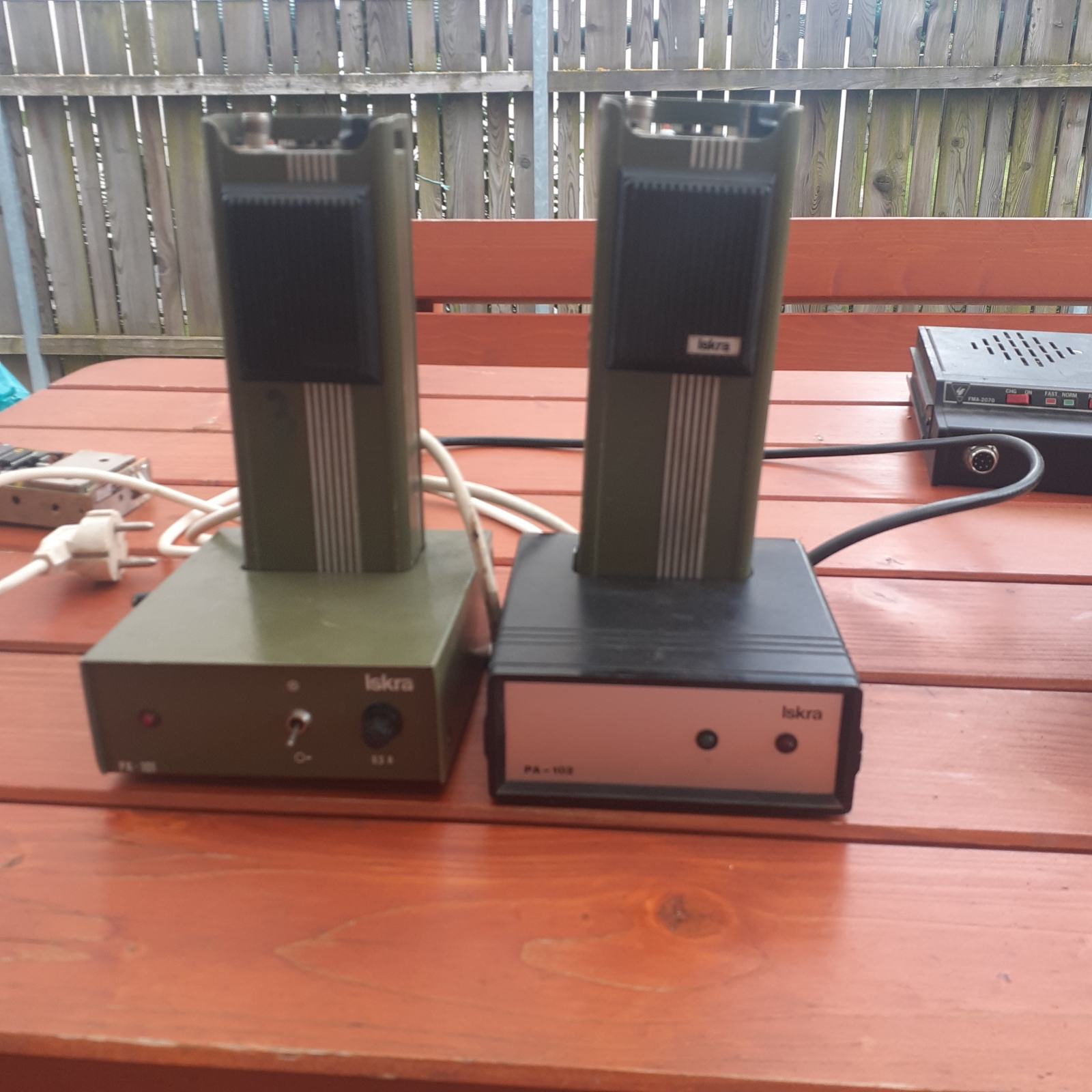 Radio stanice Iskra PTR-100