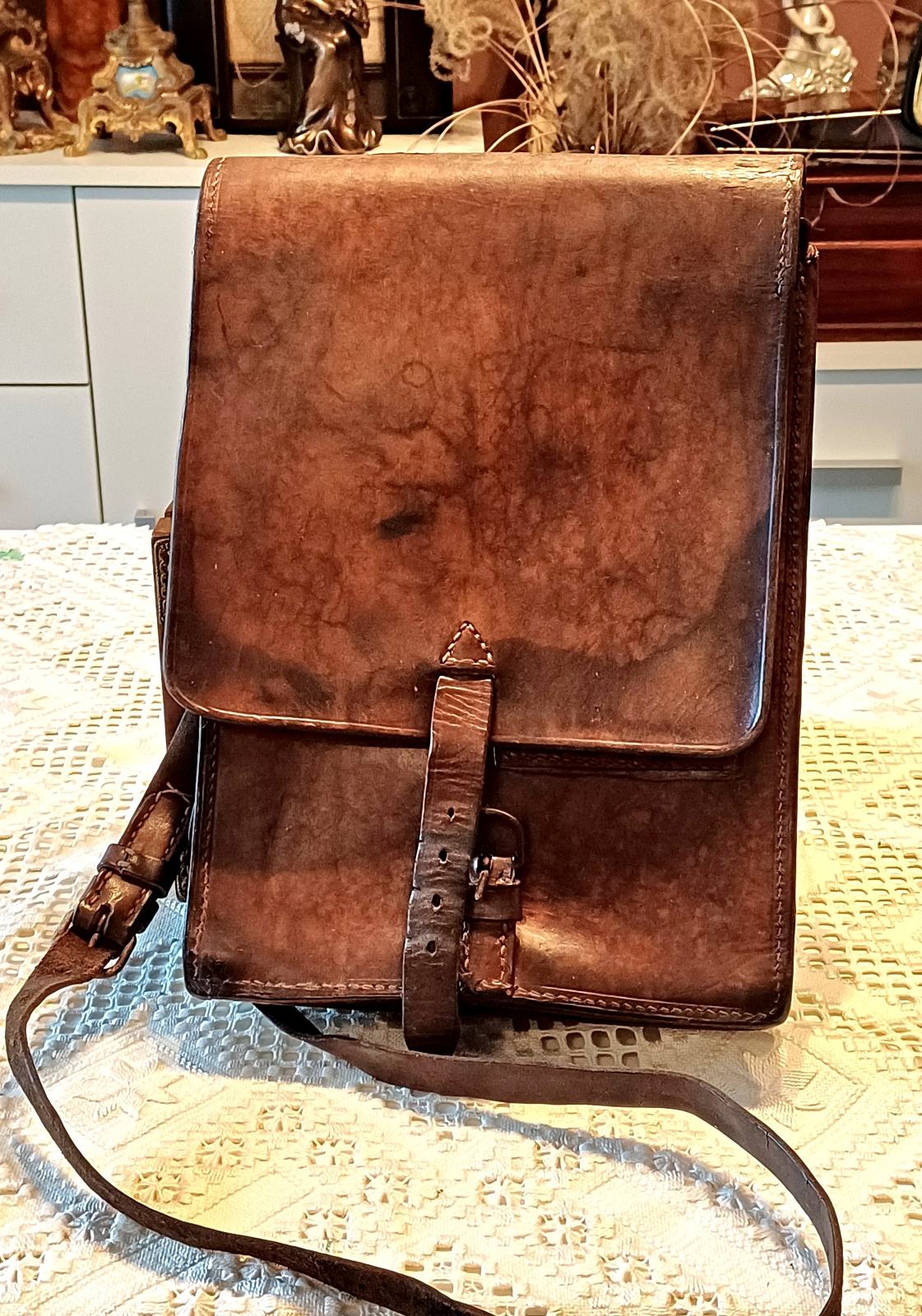 Stara kožna oficirska torba
