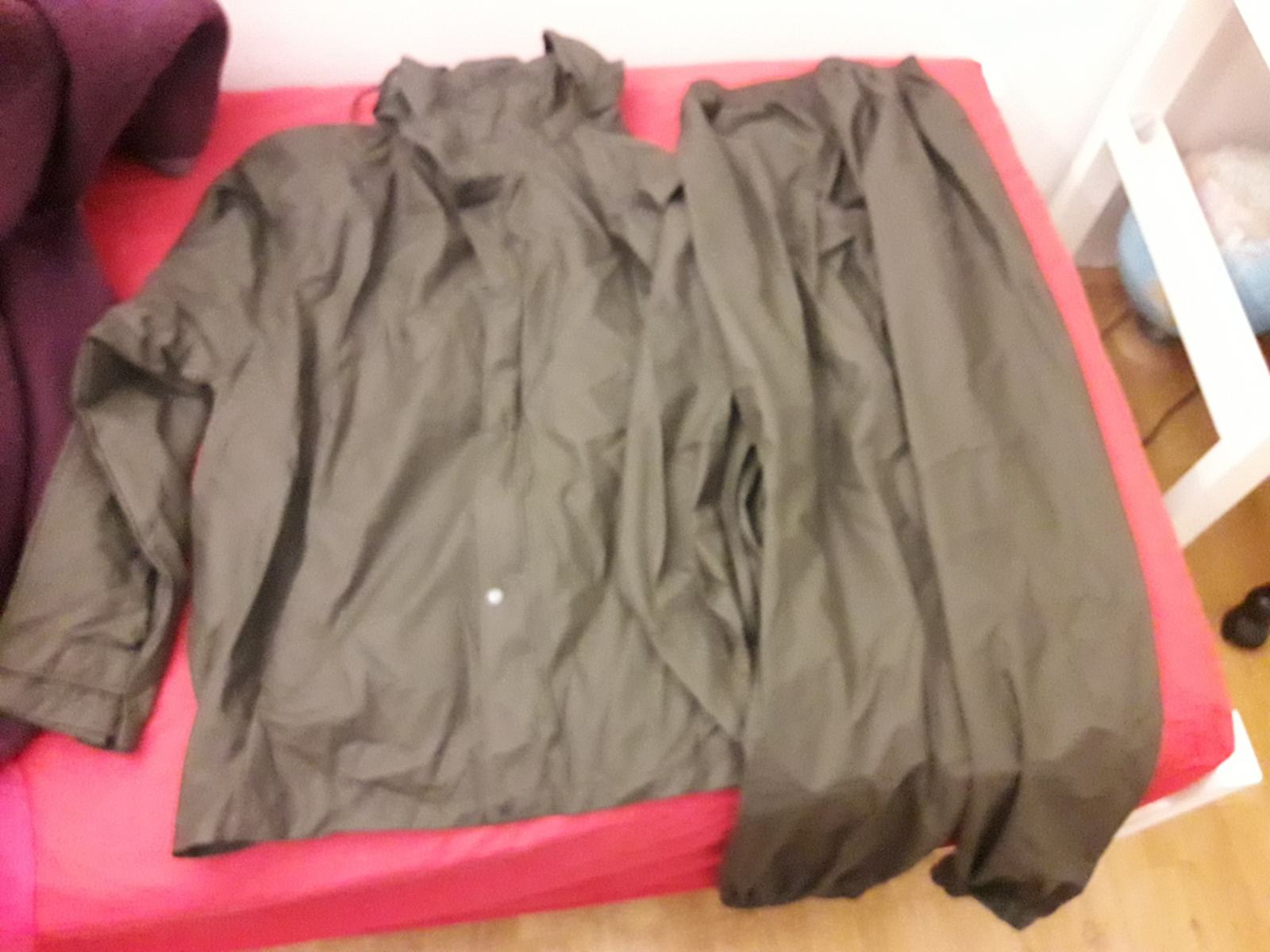 VOJNA KABANICA BR 52