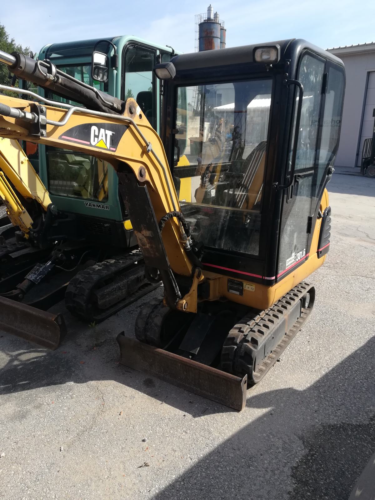 CAT MINIBAGER 301.6