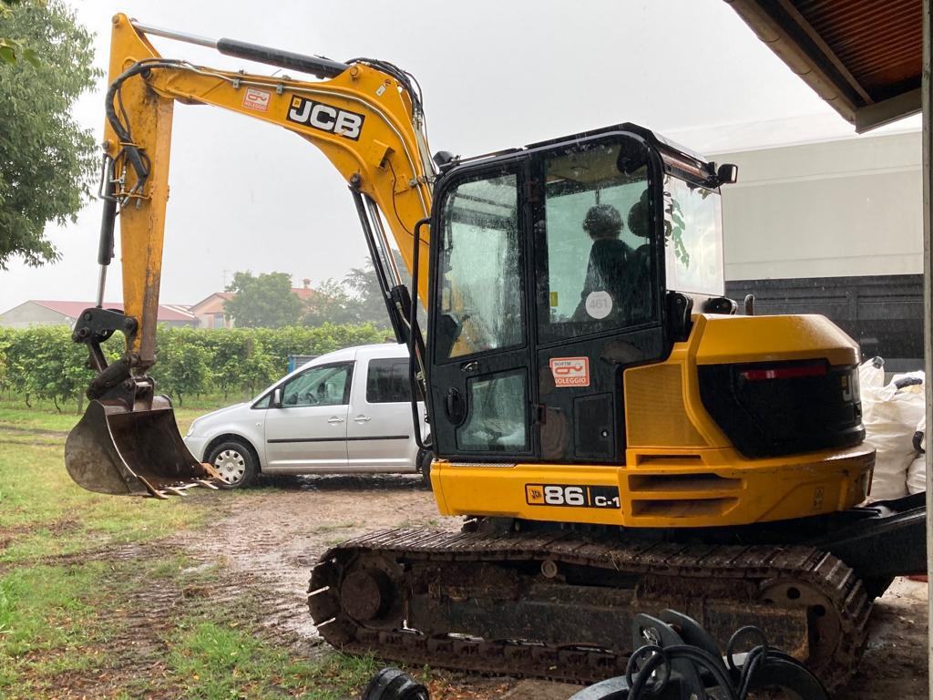 JCB 86 C1