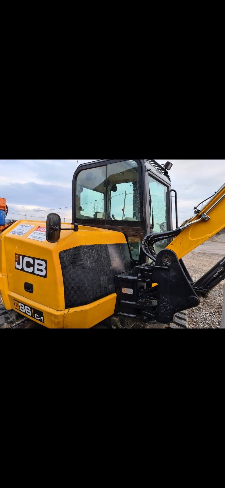 JCB 86