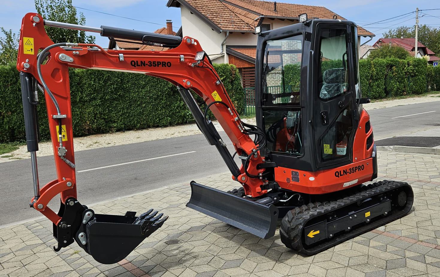 MINI BAGER 3.5 TON QLN-35 PRO - Licenca Yanmar (NOVO)
