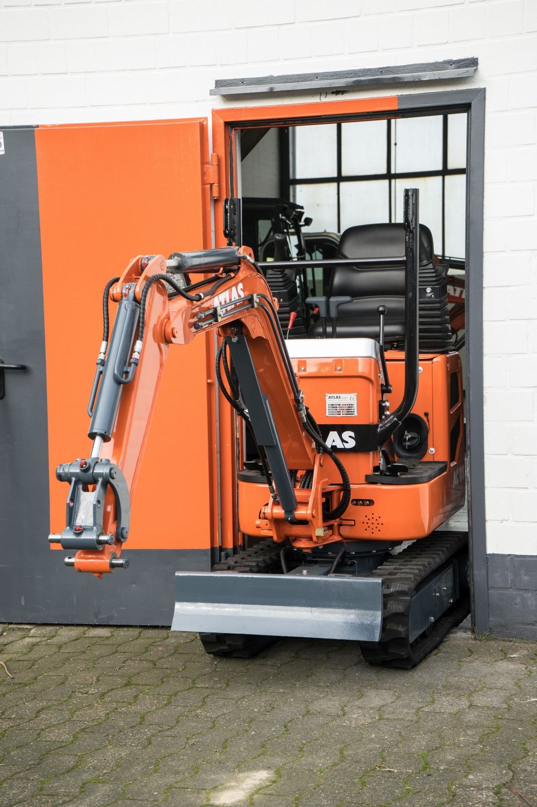 MINI BAGER ATLAS AC 08 B NOVO 2024. NEKORIŠTENO!! MINIBAGER 1 TONA