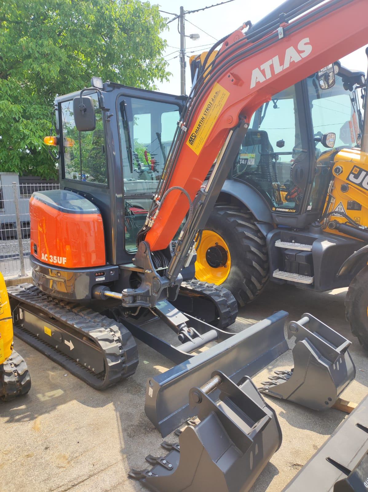 ATLAS AC 35UF – NOVI STROJEVI - 3,85 TONA - MINIBAGER - NOVO 2024.!