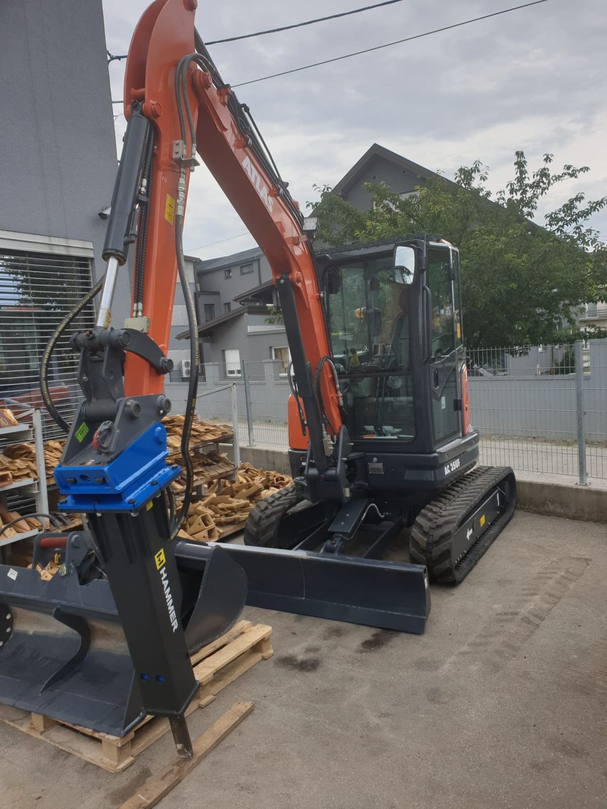 MINI BAGER ATLAS AC35UF + HAMMER HIDRAULIČNI ČEKIĆ - NOVO 2023!!!