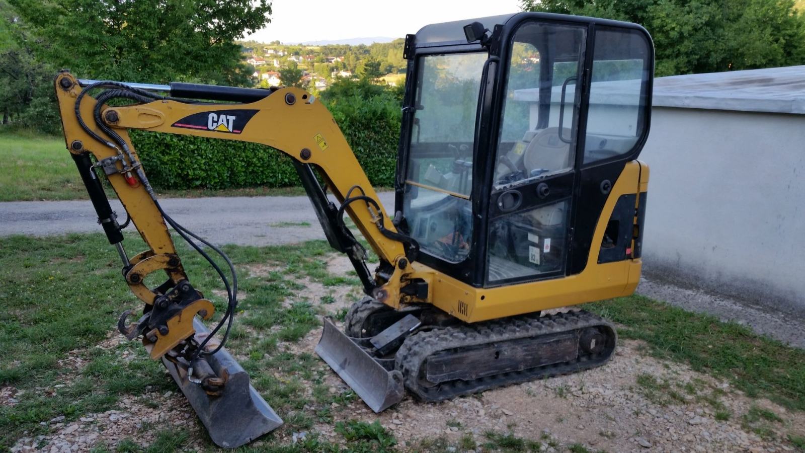 Mini bager CAT 301.6C