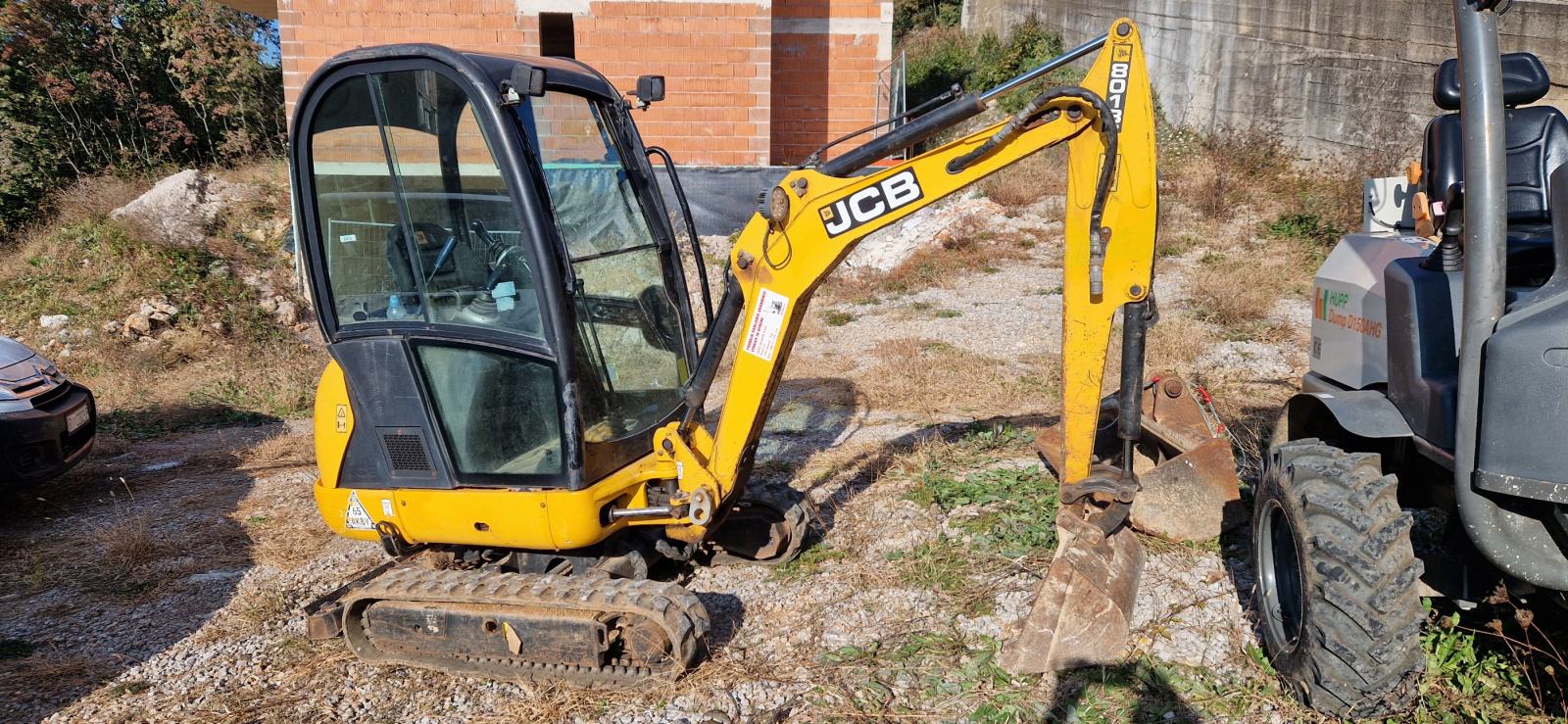 Mini bager JCB 8018 prodaja, najam, zamjena