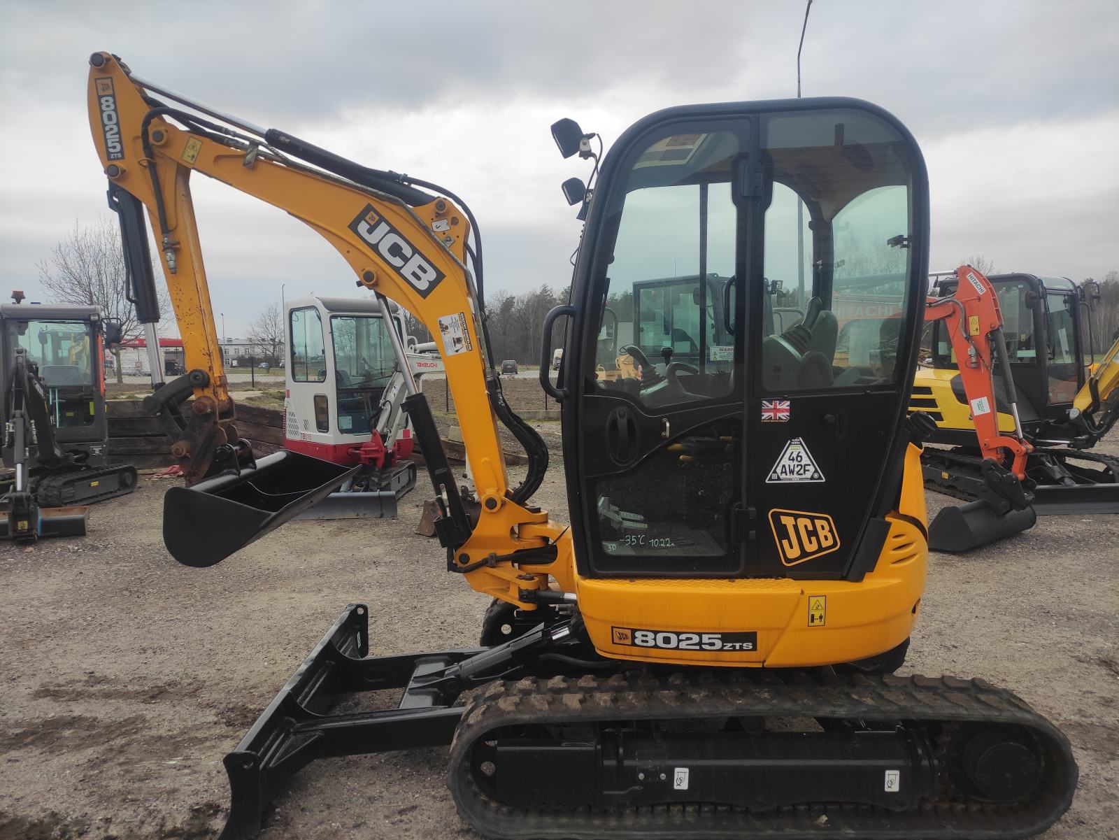Mini bager JCB 8025 ZTS 2019r 1200hrs