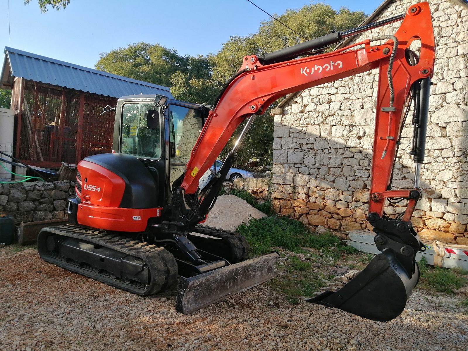mini bager kubota