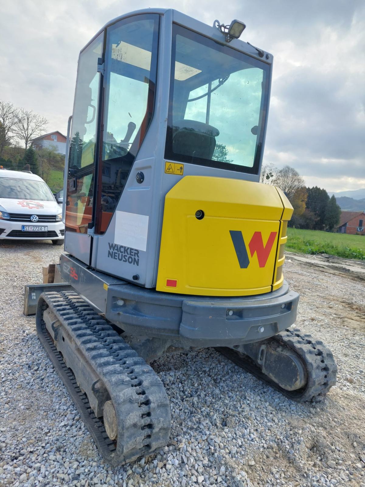 RABLJENI MINI BAGER WACKER NEUSON