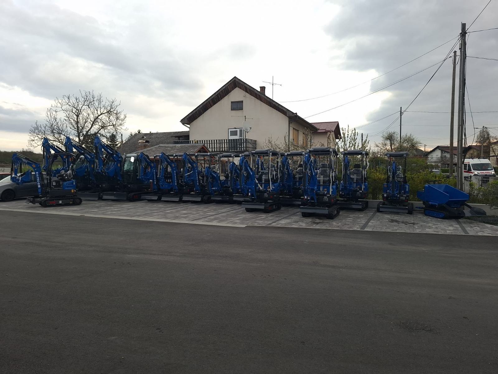 Rippa R15 - Mini Bager 1.5t - NOVO - KARTICE - LEASING -DOSTUPNO ODMAH