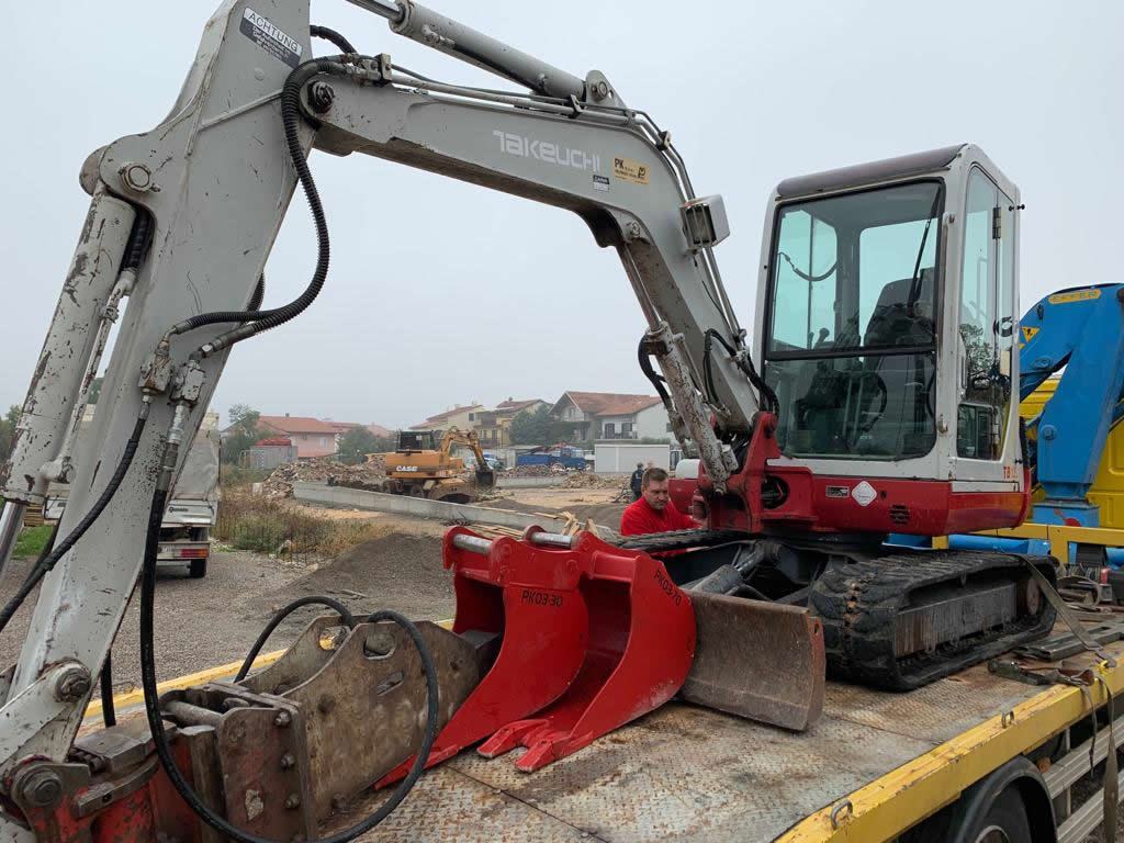 TAKEUCHI TB135 - POWER TILT 3,5T