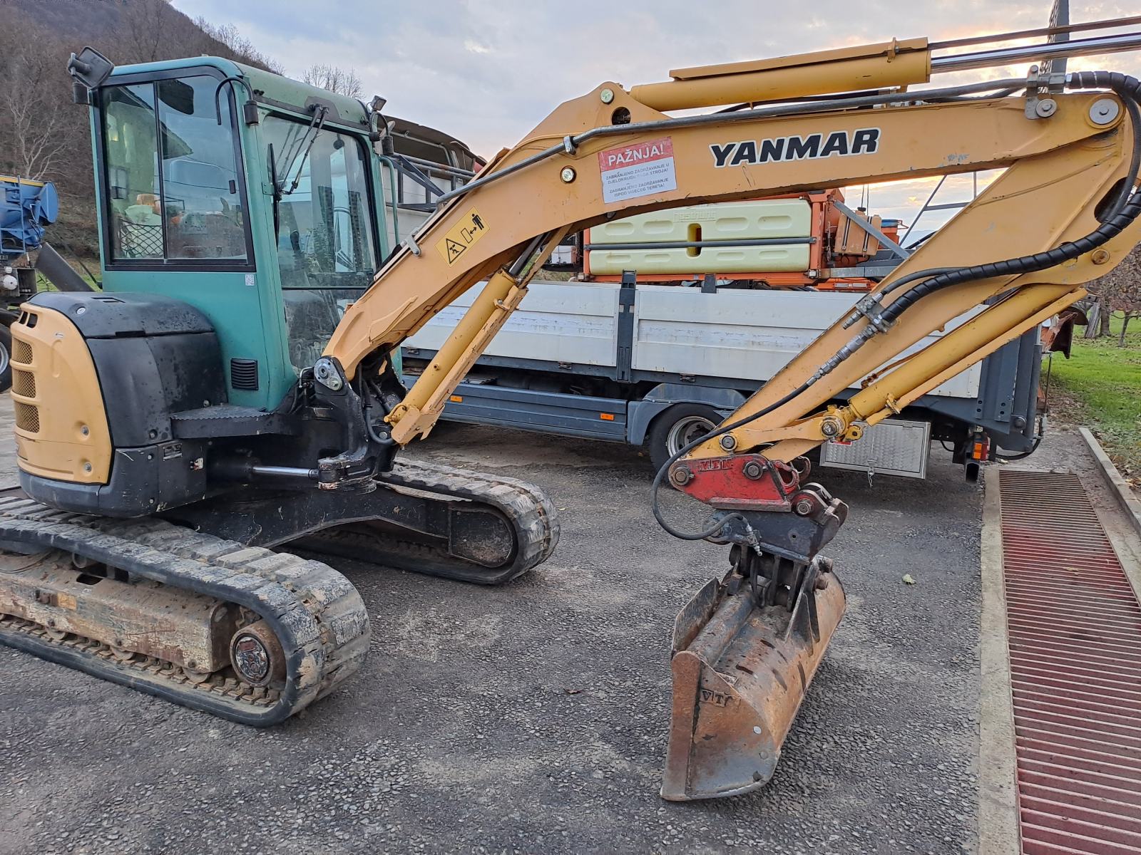 Yanmar Vio 57
