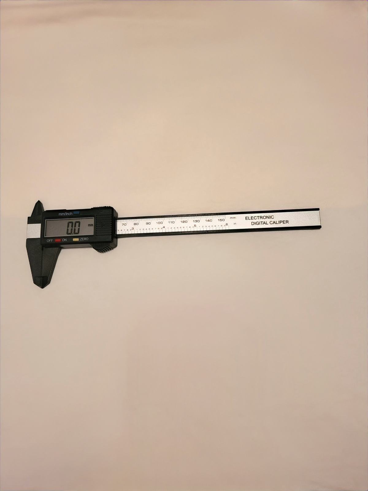 Digitalno pomično mjerilo