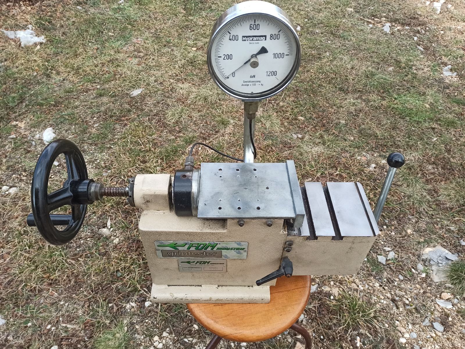 INSTRUMENT GRIPTESTER