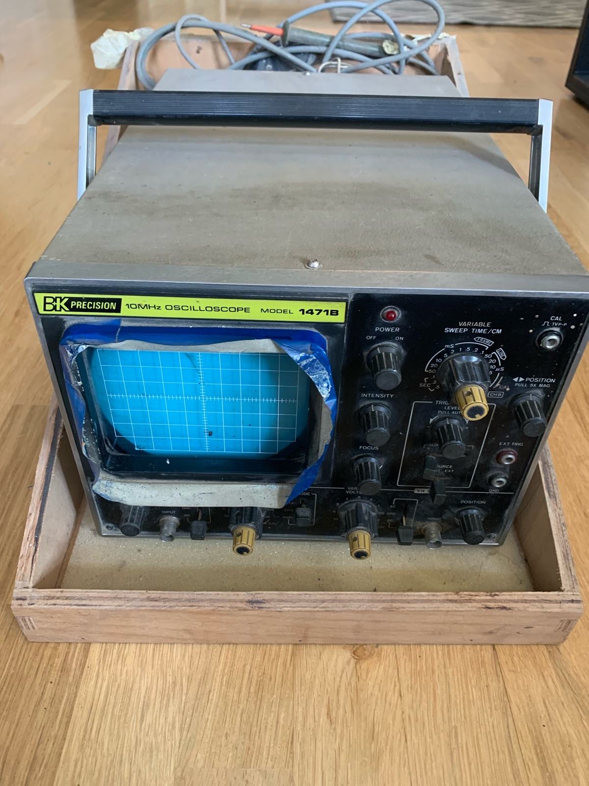 Osciloskop BK Precision 10MHz, model 1471B