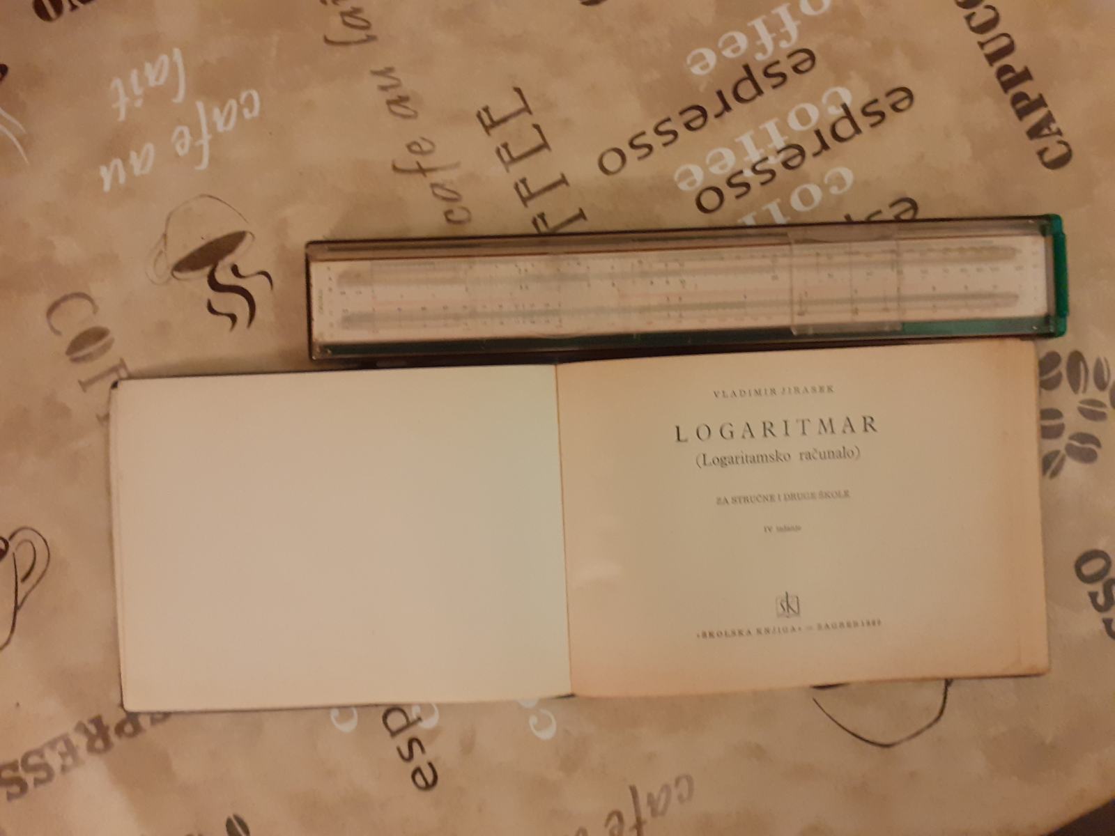 prodajem Logaritmar,logaritamsko računalo