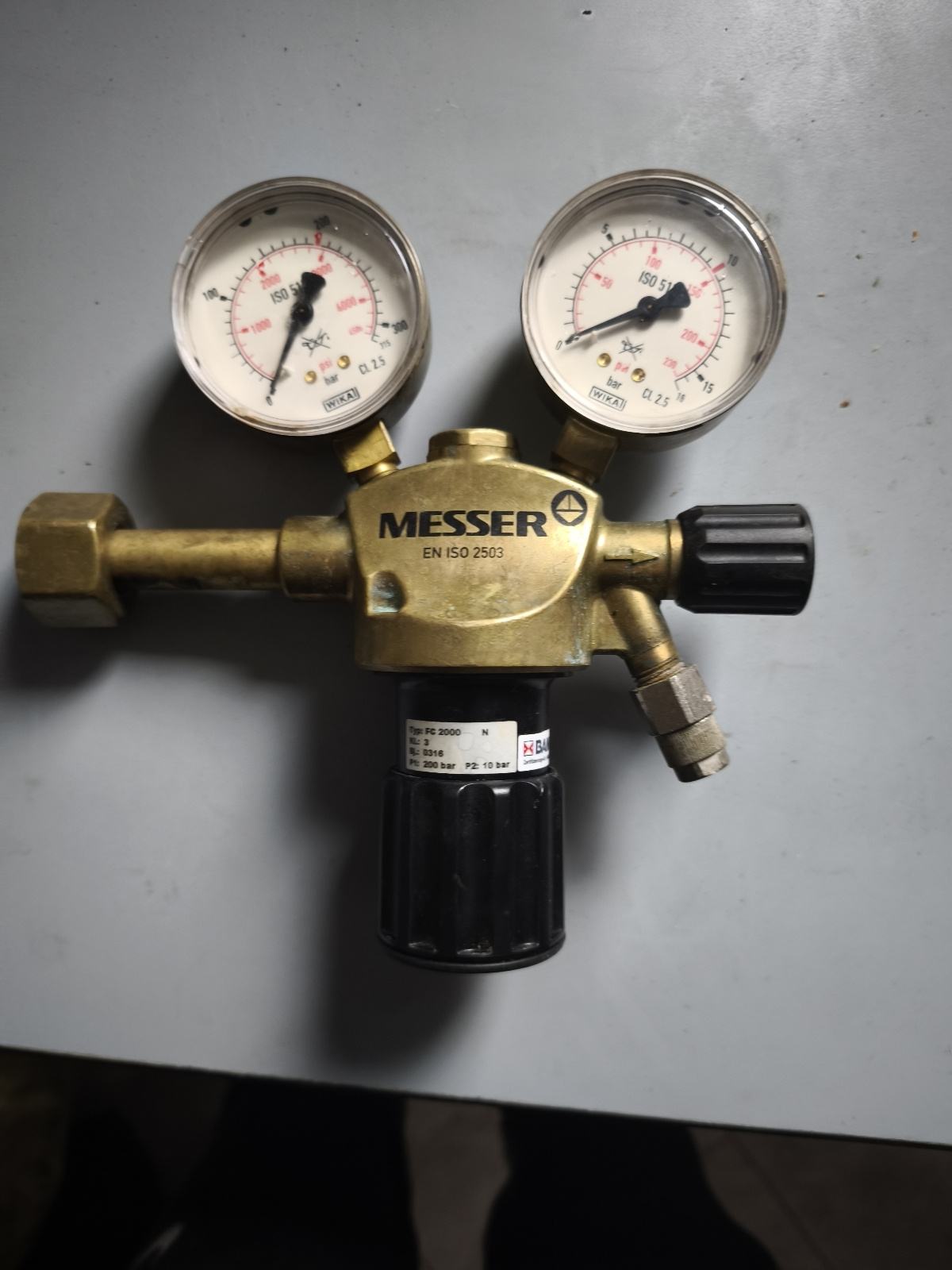 regulator tlaka dušik messer