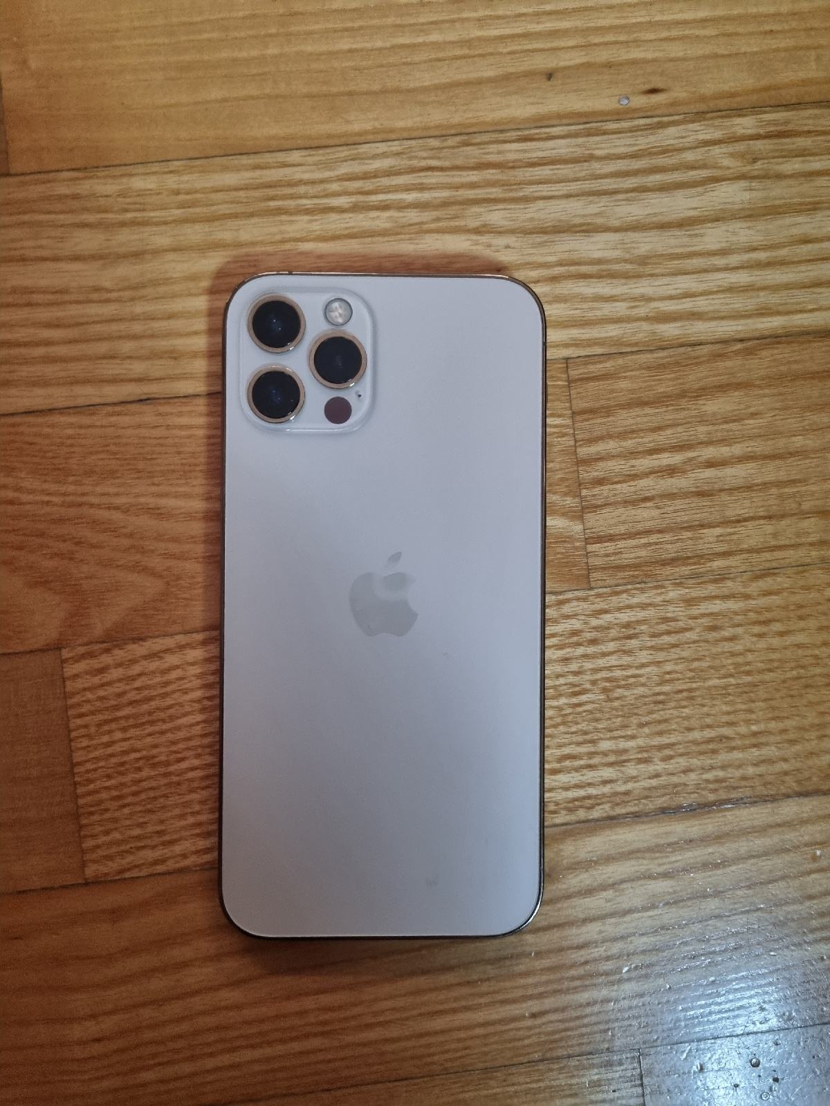 Iphone 12 pro svi dijelovi