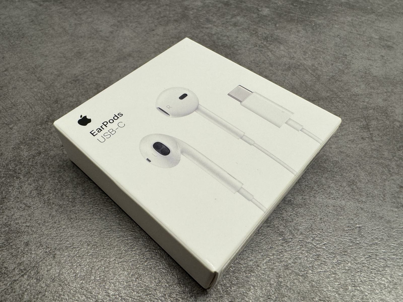 Apple EarPods, USB-C, original, novo