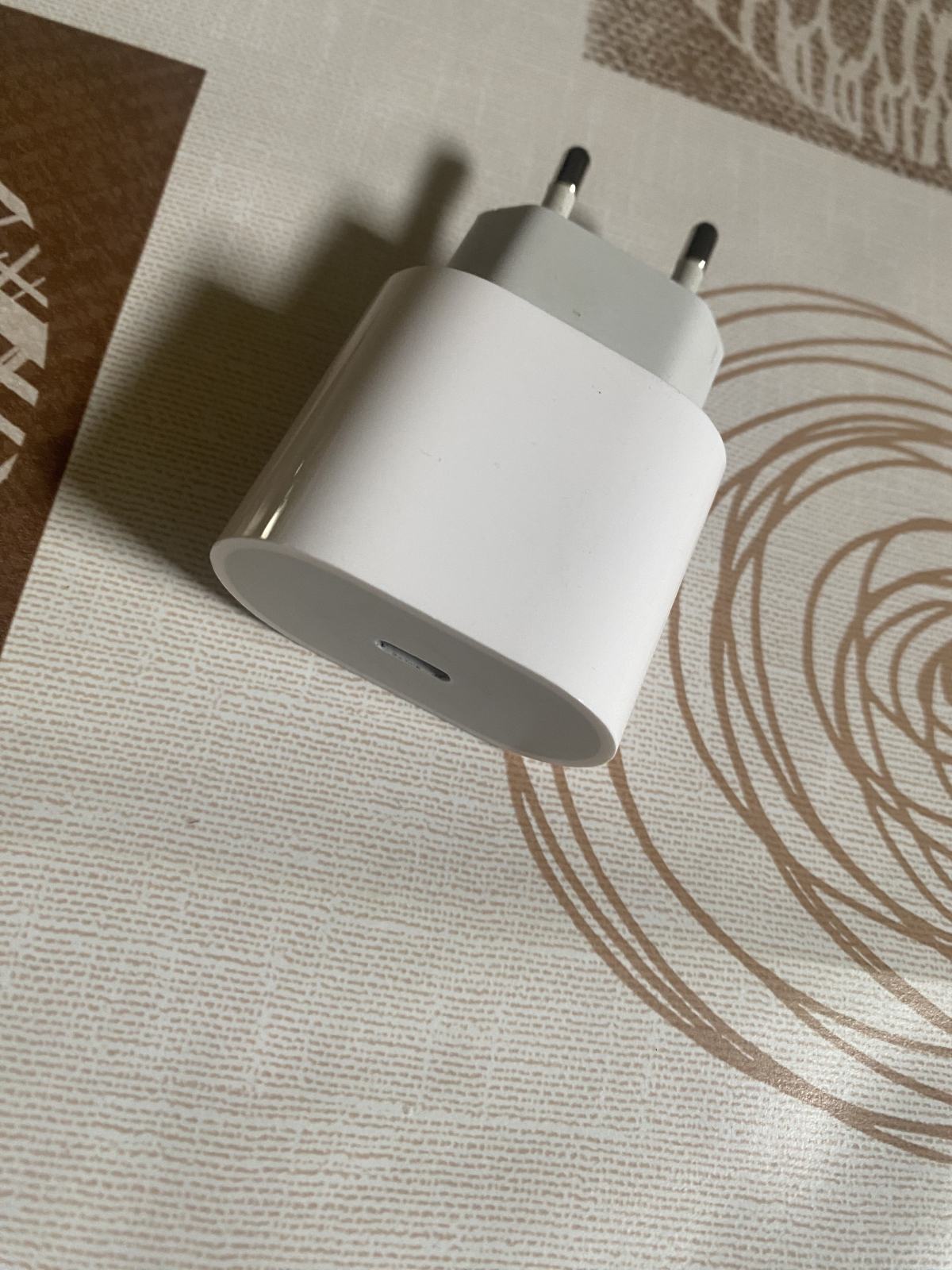 Adapter za iphone bez kabla