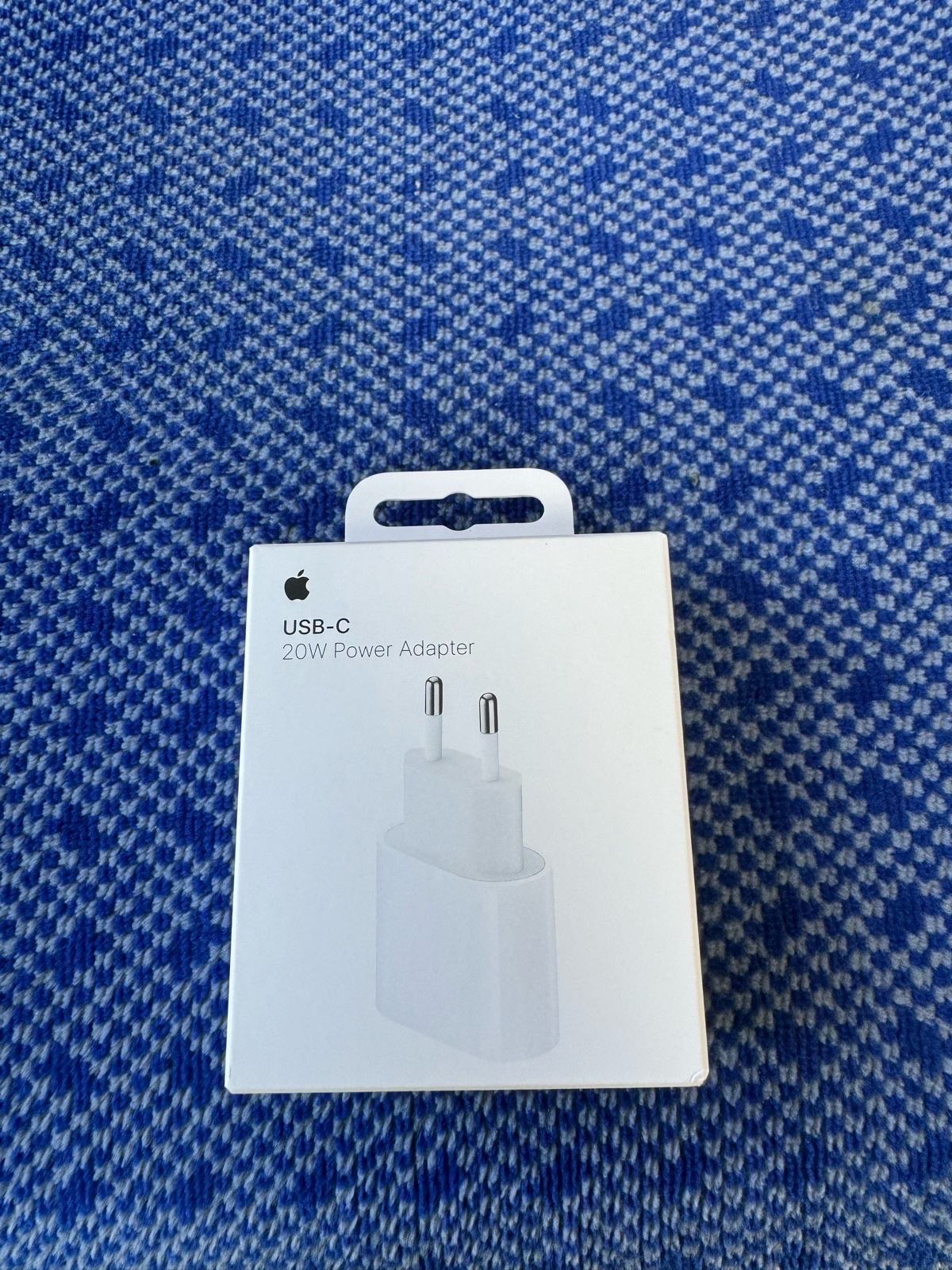 APPLE IPHONE ADAPTER USB C