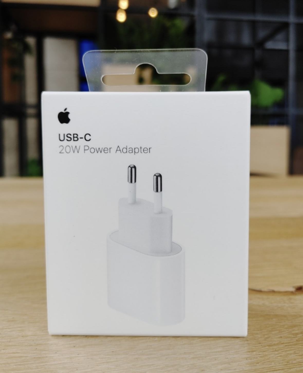 Apple original punjac za Iphone 15,16.. itd