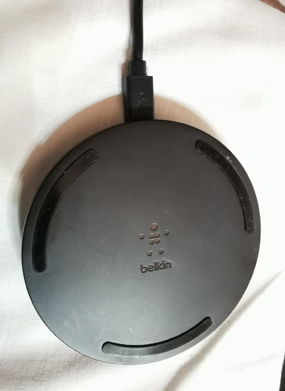 Belkin charging pad (bezicni punjac) 10W
