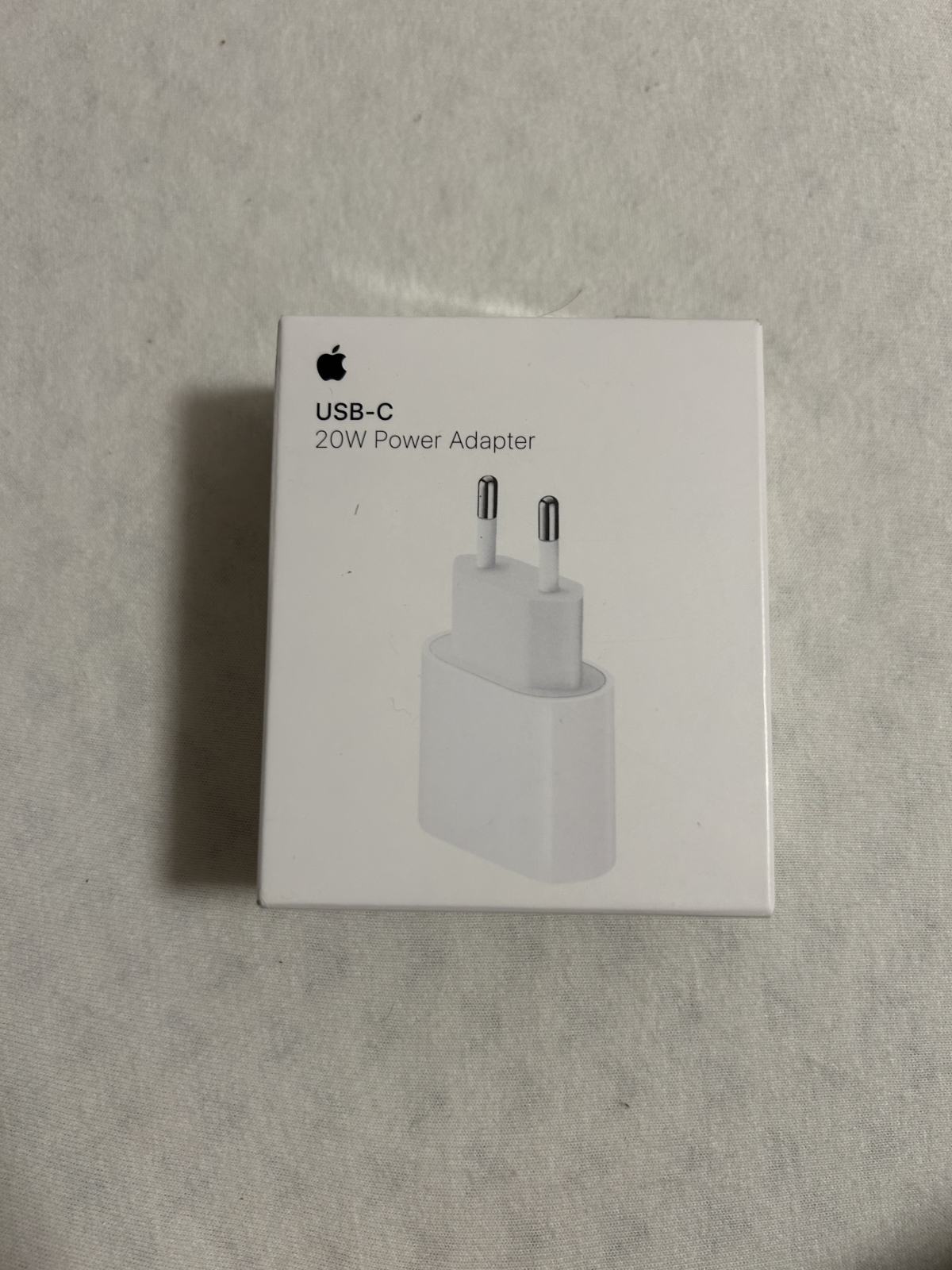Orginal USB-C Apple adapter