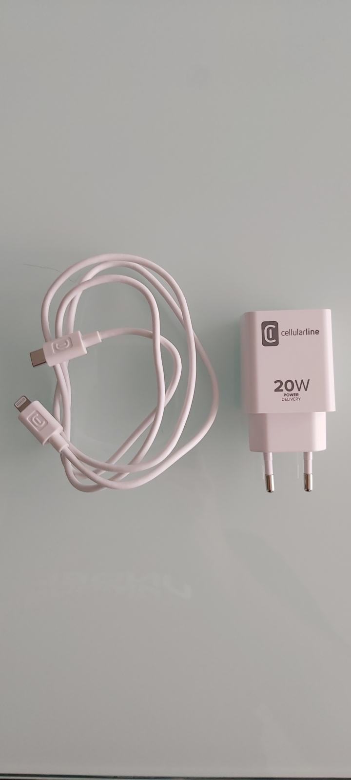 Punjač za Iphone 12 sa kabelom