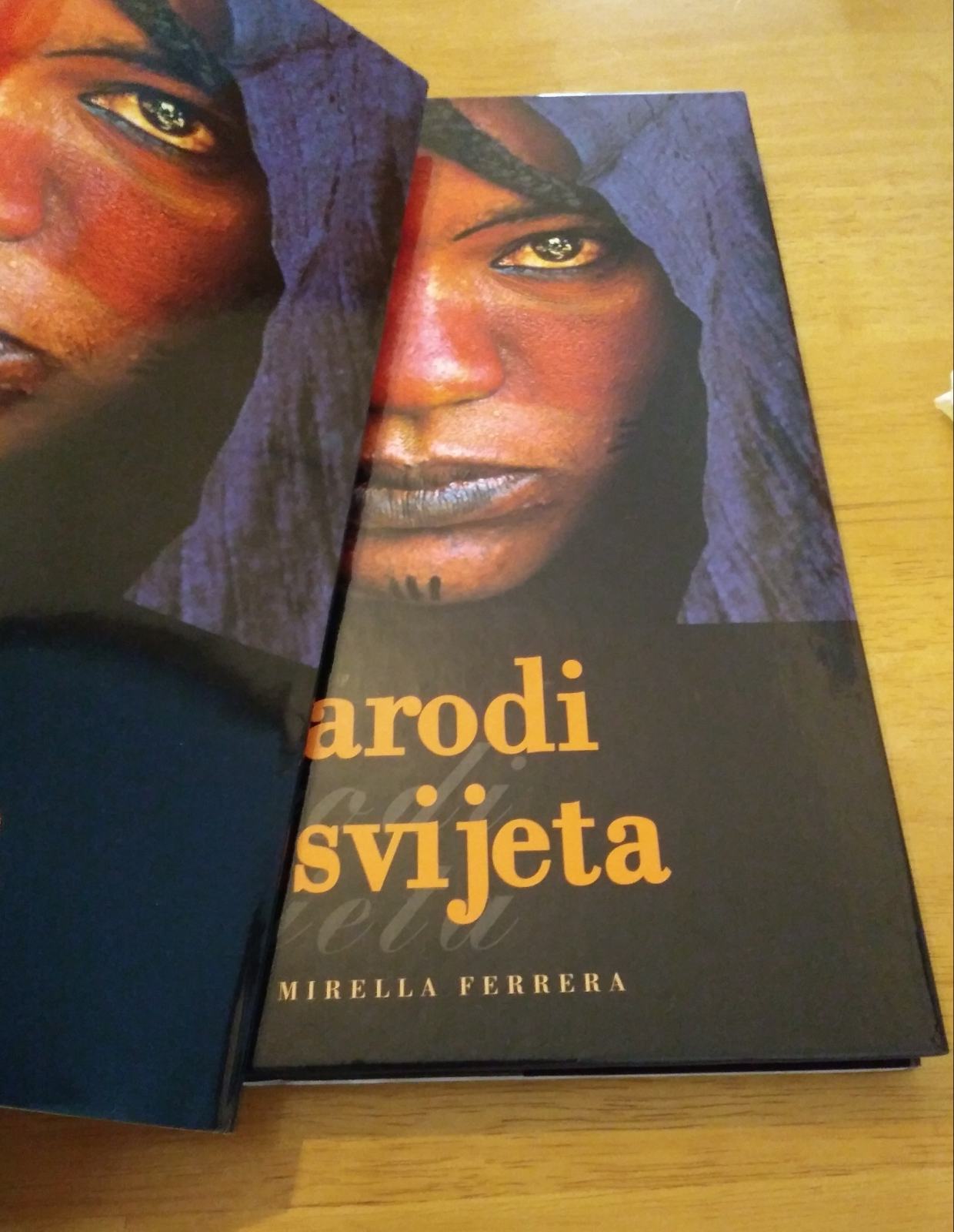 Mirella Ferrera - Narodi svijeta