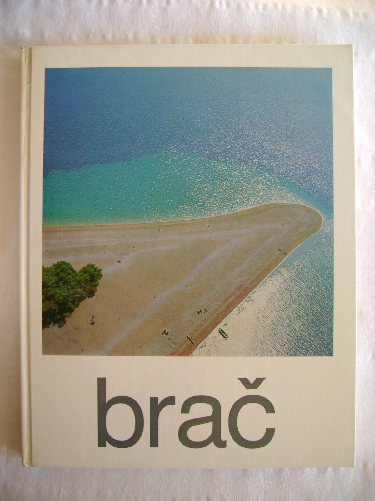 Petar Šimunović - Brač - monografija - foto Ivo Eterović