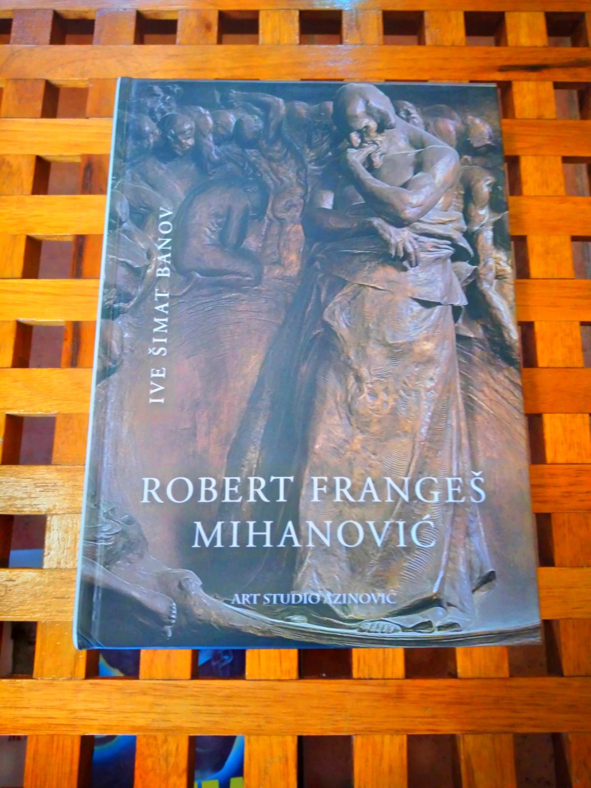 Šimat Banov Ive ROBERT FRANGEŠ MIHANOVIĆ ART STUDIO AZINOVIĆ