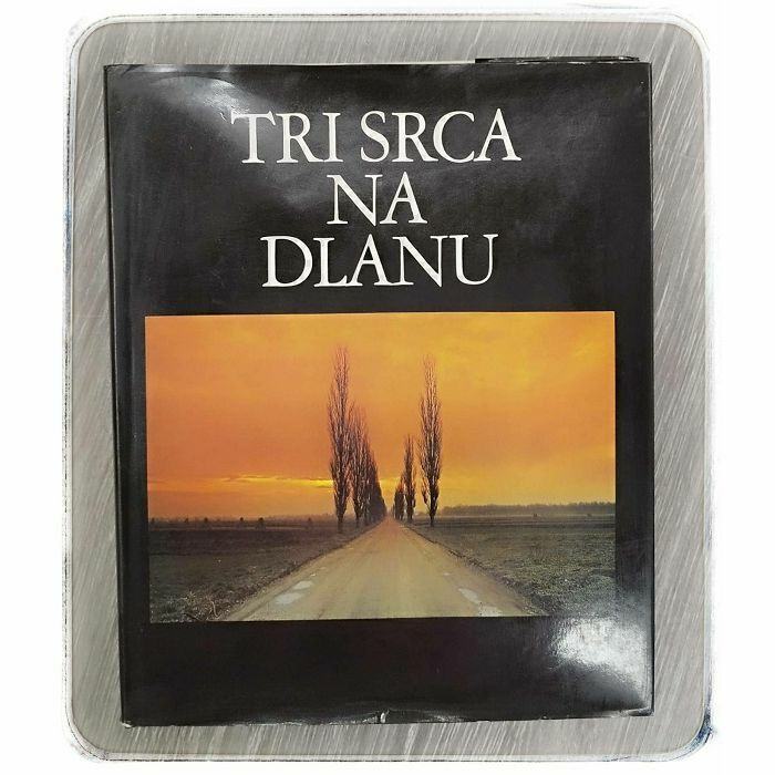 Tri srca na dlanu