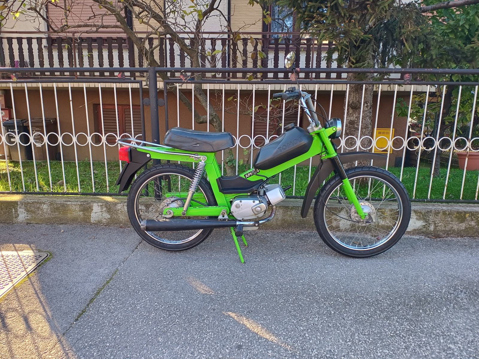 Tomos Apn 6s Odličan,Tvorničko stanje,sve original, 1985 god.